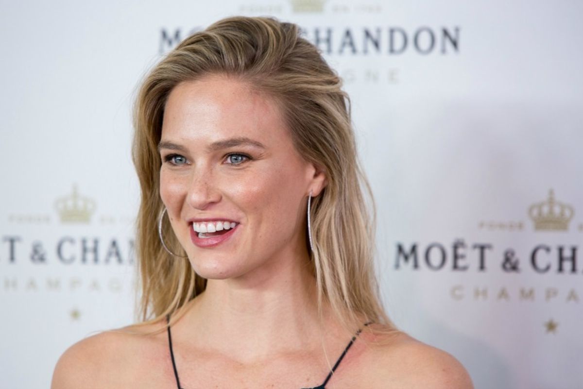 As Bar Refaeli Gives Birth To Second Daughter Israelis Ask Is She A Feminist Icon Or A Shanda